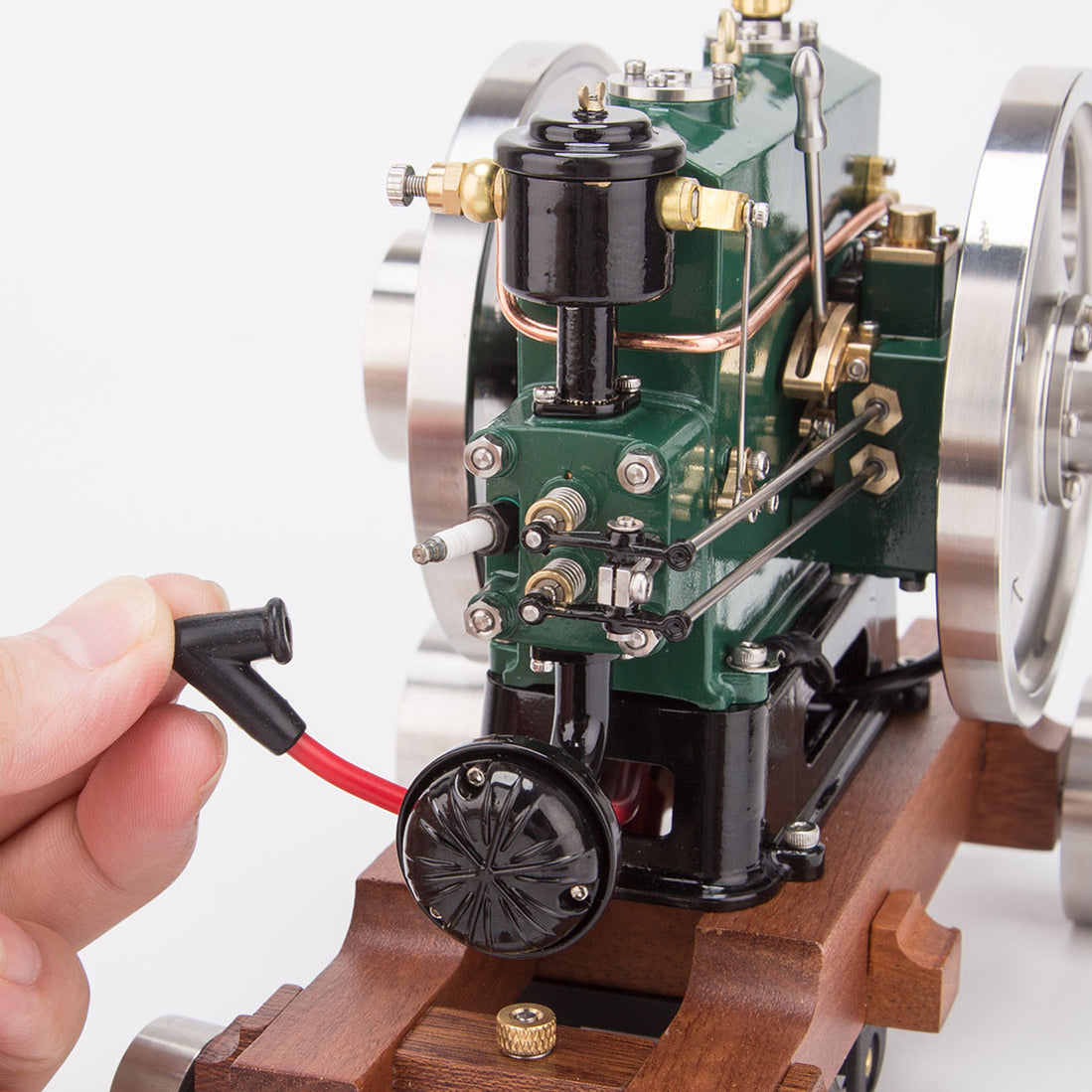 RETROL 1/8 Scale 3.6CC Working Vintage Diesel Engine Model | EngineDIY