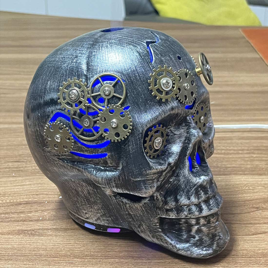 Steampunk Skull Essential Oil Diffuser with LED Night Light - EngineDIY