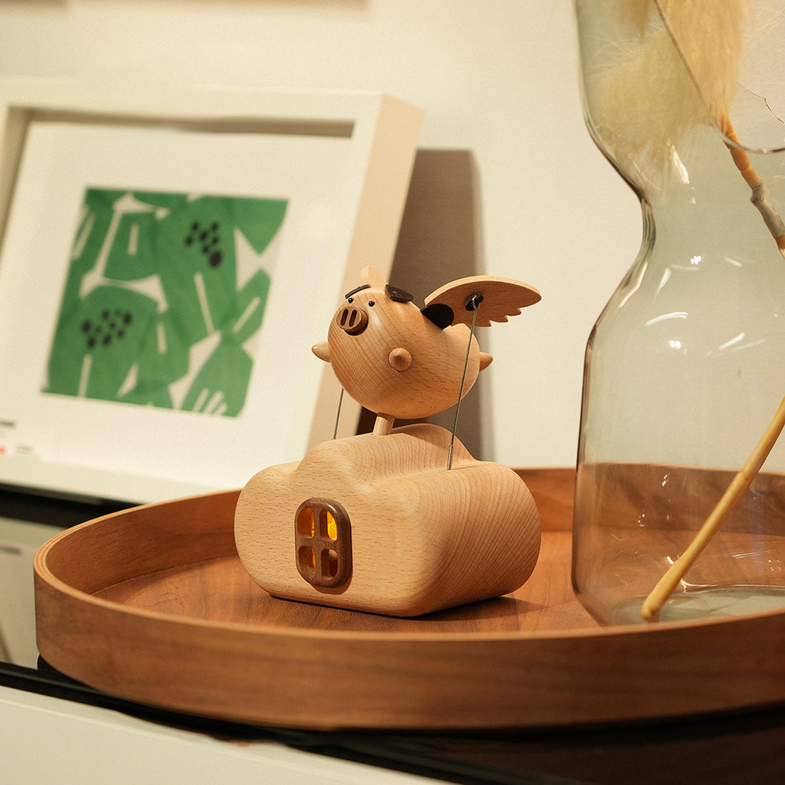 Wooden Illuminated Flying Pig Dynamic Model - Desktop Stress Relief Di ...